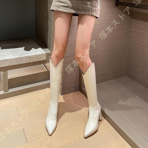 【発売日：2026年01月28日】『商品について』◎　ヒール：7cm　◎筒丈：37cm　◎筒丈(履き口)：約33.5cm　★おススメポイント★根強い人気のミドル丈・ウェスタンブーツ★ウェスタンブーツはジーンズにブーツインしてクールに、ワンピ...