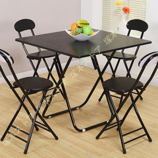 【発売日：2025年02月05日】【サイズ】本体：幅60cm/80cm×奥行60cm/80cm×高さ71cm。 ●使うときだけサッと出せるフレーム折りたたみ式デスク。●パソコン用、ミシン用、宿題用、用途多彩の簡易デスク。●折りたたみ時は狭い...