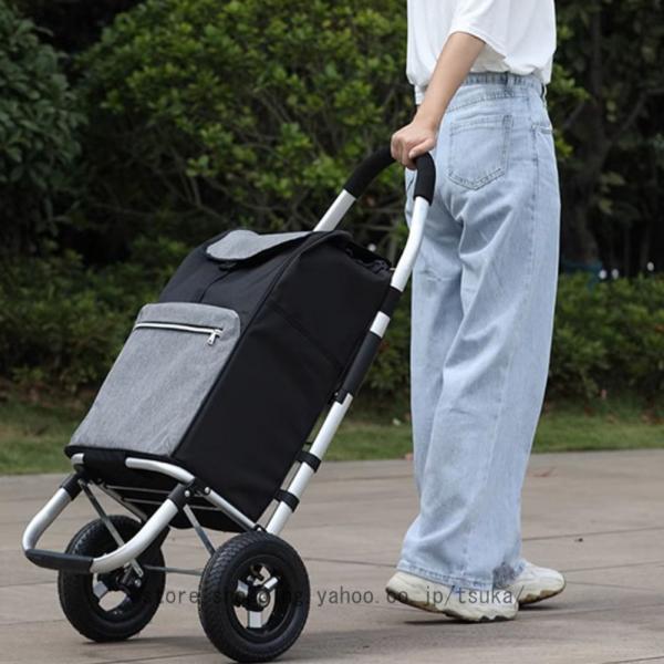 【発売日：2025年03月27日】製品パラメータ【A】製品名: 折りたたみ式ハンドトラック展開サイズ：33X28X104CM折りたたみサイズ: 33X55X21CM主な材質：アルミニウム合金正味重量: 2kg（サイレントオフロードホイール付...