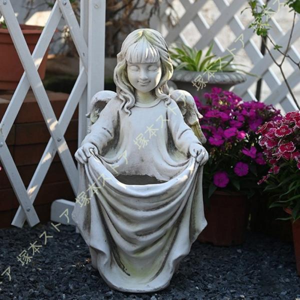 【発売日：2025年08月05日】置物 天使□愛らしい天使のガーデンオーナメントです!表面コーティングは製品を保護し、耐久性、耐候性、耐日光性、防水性を備えています!□自然の中で風雪にさらされながら、ゆっくりと変化していくオーナメントの表情...
