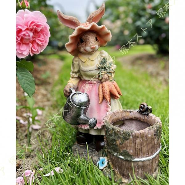 【発売日：2025年03月19日】うさぎ 置物一物兼用、実用的で美しい☆エントランスのデコレーションお庭のオーナメントにお部屋のアクセントにインテリア、オブジェに色々なアイテムと組み合わせれば楽しく注目の的に！☆置き場所店舗・幼稚園・窓・庭...