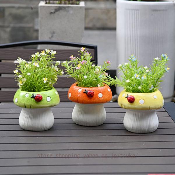 【発売日：2025年09月12日】ガーデニング オーナメント 置物 オブジェ きのこ□鮮やかな色と繊細なディテールが特徴のこの目を引く庭の像は、屋外の装飾の中で目立つこと間違いなしです!□この魅力的な庭の装飾きのこは、あなたの庭や芝生の装飾...