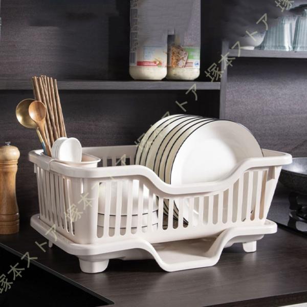 【発売日：2023年06月19日】製品仕様製品名：水切りラック材質：PPカラー：ホワイト、杏色食器（平皿・お椀・お箸とか）をきれいに洗った後、直接水切りかごに載せます。平皿が重ならないので早く乾けます。お箸やスプーンなどを立てられる仕切りが...