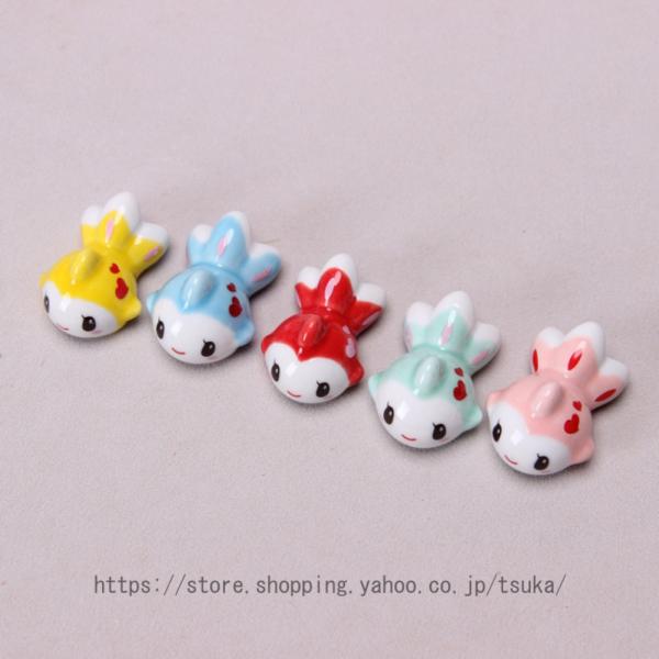 【発売日：2023年08月25日】商品の説明商品名：箸置きサイズ：約4.5*3.5*2.5cm。サイズA=5個入り。サイズB=10個入り。素材・材質：セラミック製。可愛くて癒されます。 日々の食卓に、来客用として、インテリアとしても。プレゼ...