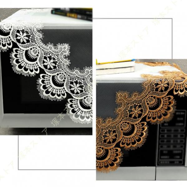 【発売日：2022年09月11日】★インテリア：テーブルランナーは上品な柄がシックで華やかな雰囲気を作り、シンプルなのにエレガンスをプラスできるアイテムです!部屋のインテリアに見事に調和できます!★素晴らしいデザイン：このテーブルランナーの...