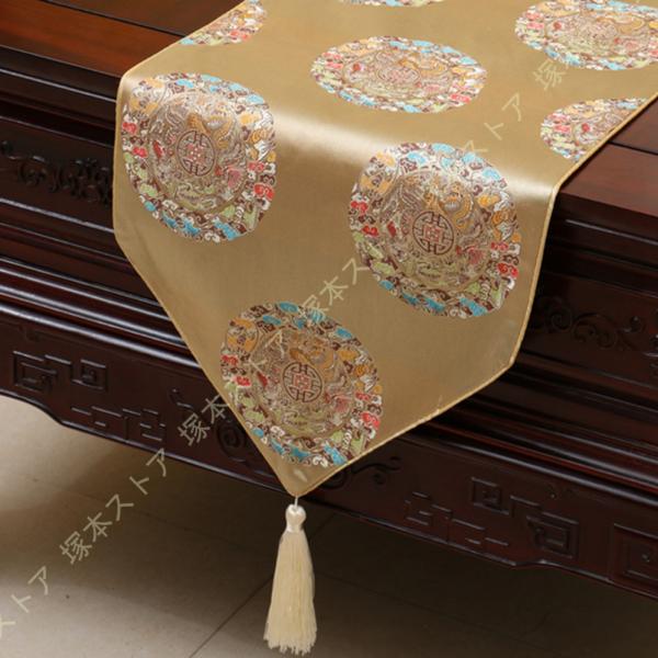 【発売日：2022年08月17日】★テーブルの中央にさらりと敷きこむだけで、ぐっとお洒落な雰囲気を作り出してくれるテーブルランナー!★柔らかく、耐久性があり、環境に優しい、ガラスや陶器の食器、花瓶なども安心して置けます!★テーブルを傷や汚れ...