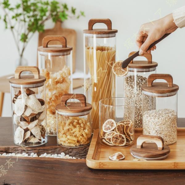 【発売日：2023年04月07日】商品の説明容量：700ml、800ml、1000ml、1200ml、1400ml、1800ml、2150ml製品の形状は寸法図によって表示される形状と同じである色：透明素材：ガラス+木+シリカゲル【包装は空...