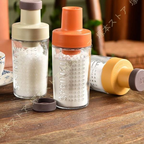 【発売日：2023年04月01日】商品の説明Sサイズ：6.6× 17cm素材：PP+ガラス色：イエロー/グリーン/オレンジ/ホワイト・料理はスピード勝負、ワンプッシュ出すだからスムーズ。・料理中は、食材を切ったり炒めたり、何かと忙しいから、...