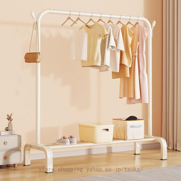 【発売日：2025年06月07日】【商品サイズ】：110*45*150cｍ【素材】：スチール製場合：寝室、ベランダ、玄関、寮【玄関で】ハンガーにはゲストの上着、バスケットにはスリッパを入れて。玄関にアウターを置けば気になる菌などを室内に持ち...