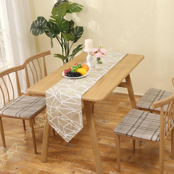 【発売日：2023年09月14日】商品の特徴：・柔らかく、環境に優しい素材で作られています。・上品なパターンはシックでゴージャスな雰囲気を作り出し、毎日の食卓食卓だけでなく、どんな場所にも大活躍。 シンプルなアイテムは高級感をプラスできます...