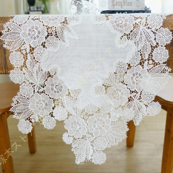 【発売日：2023年04月06日】カラー：写真色素材：ポリエステル+レース・テーブルにアクセントをつけれるテーブルランナー・テーブルを引っかき傷から保護するための、高品質の布地、褪色しない、収縮しない、滑りにくい機能。軽量、耐久性、折りたた...