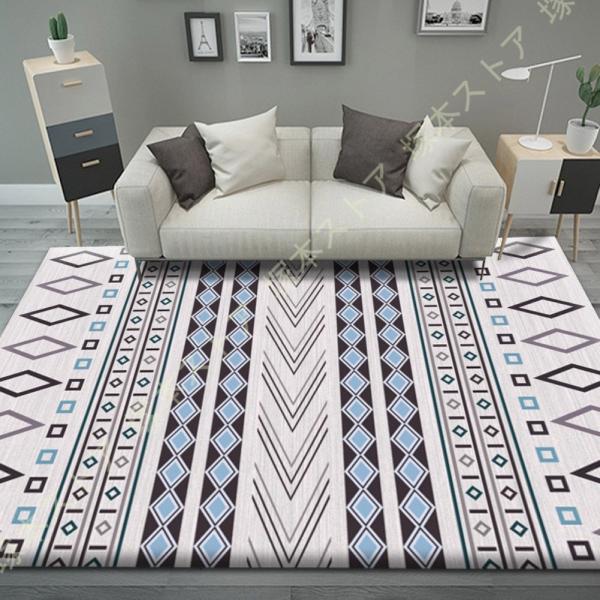 【発売日：2022年07月05日】【機能】軽量 洗える 折り畳み可能 床暖 ホットカーペットOK 滑り止め 抗菌 防ダ二 抗菌 防臭 コンパクト 手洗い可 洗濯機可   ◆厚み：約6mm◆お部屋を華やかに彩るラグマットコーディネートに使いや...