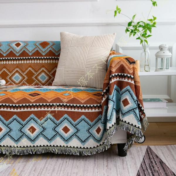 【発売日：2021年08月24日】人気のソファーカバーが登場!!!☆広い使用範囲：ダブルソファー、シングルソファー、寝椅子、出窓、ござ、カーペットなどの場合に適用する!☆簡単な幾何学の図案、無地、人に静かで快適な感じを与えて、様々な内装風格...