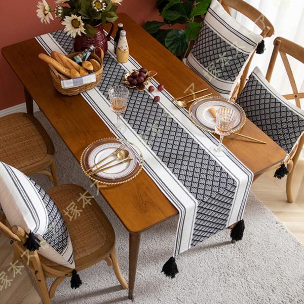 【発売日：2023年01月10日】■製品詳細：【サイズ】：38×180=幅約38cm×長さ約180cm(テーブル旗)38×220=幅約38cm×長さ約220cm(テーブル旗)30×45=幅約30cm×長さ約45cm(ダイニングマット) 【個...