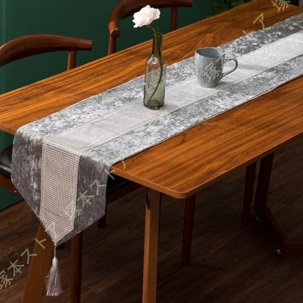 【発売日：2023年02月03日】■製品詳細：【サイズ】：32*120cm32*180cm32*280cm【個数】：1枚組★ワンランク上のテーブルコーディネートいつもの食卓をワンランク上に格上げしてくれるテーブルランナー。無地調のかすり柄が...
