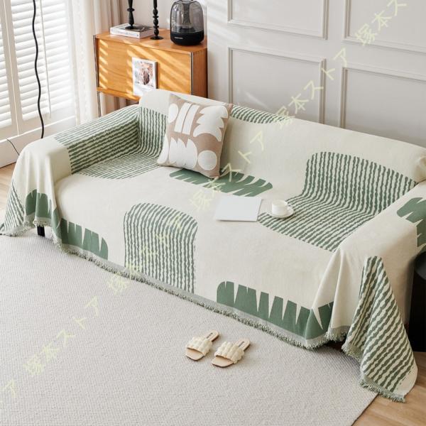 【発売日：2025年02月08日】大人気！気持ちいい柔らかいソファカバー。[柔らかい素材]とても柔らかな肌触りが特徴のポリエステル生地の、裏面には滑り止め加工されたマルチカバーです。シンプルなデザインで、部屋のインタリアと合いやすく、さらに...