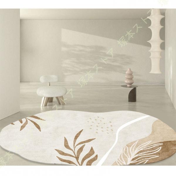 【発売日：2023年03月21日】[組成]：ポリエステル100%（プリント柄です）　 　 　            シンプルなデザインは、お部屋の雰囲気をがらりと変えます！ 洋室はモダン、和室に敷いてもモダンな印象に早変わり♪　　 お部屋に...