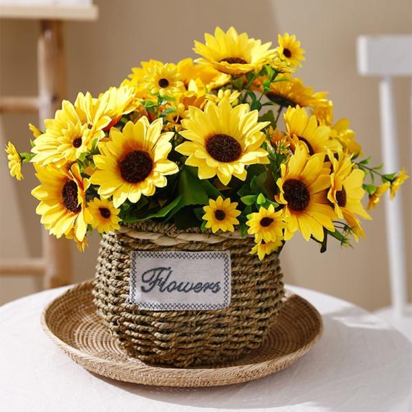 【発売日：2022年05月05日】【セット内容】造花+花かご付き ，生花と見違えてしまうくらいに本物にそっくりです。夏の蒸し暑い時期や、冬でも暖房の入ったお部屋では水も花も傷みやすいですが、造花なら留守中も気になりません。小さなお子様やお年...