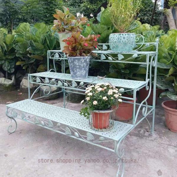 【発売日：2025年09月11日】【サイズ】長さ×幅×高さ：101*71*81cm（スタッフ採寸のため、若干の誤差が生じる場合がございます） 【丈夫で耐久性のある鉄製素材を使用】 フラワーポットスタンドは非常に頑丈で、重い植物のポットや他の...