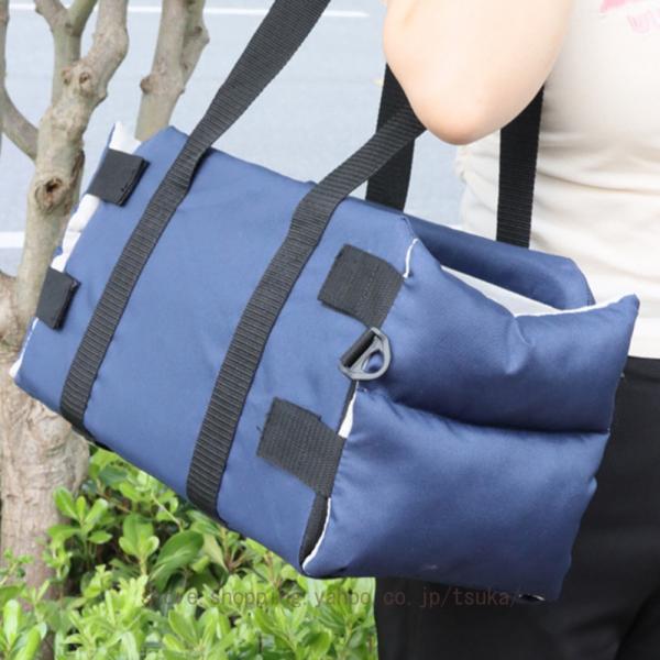 【発売日：2025年03月12日】【サイズ】外寸：横22cm×縦48cm×高さ24cm【素材】カバー：ポリエステル／中綿：PP綿／詰め物：ポリエチレン【重量】耐荷重：5Kg【簡単に取り付けられる】 車のセンターコンソール(アームレスト)に取...