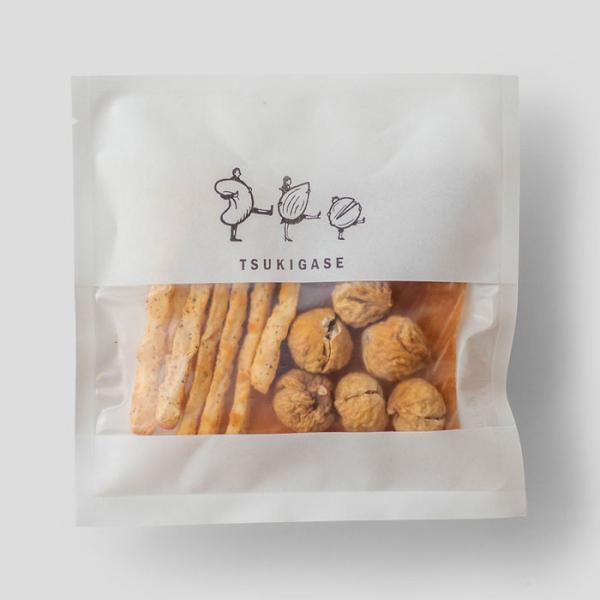 ワインのためのおつまみセット・ポークジャーキー　国産の豚ももを醤油ベースで味付けしました。・ブラックペッパー焼きチーズ　チーズをこんがり焼き上げ、ブラックペッパーで味付け。しっとりとした食感とスパイシーな味。・ドライいちじく　イラン産のいち...