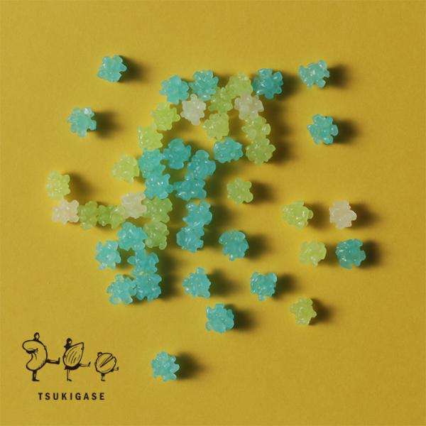 紫陽花をモチーフにした金平糖。ポルトガルから伝わったとされる和菓子。メール便発送専用の商品になりますのでポスト投函になります。追跡番号あります。他の商品との同梱は出来ません。領収書の発行出来ません。日時指定できません。代金引換の決済は出来ま...