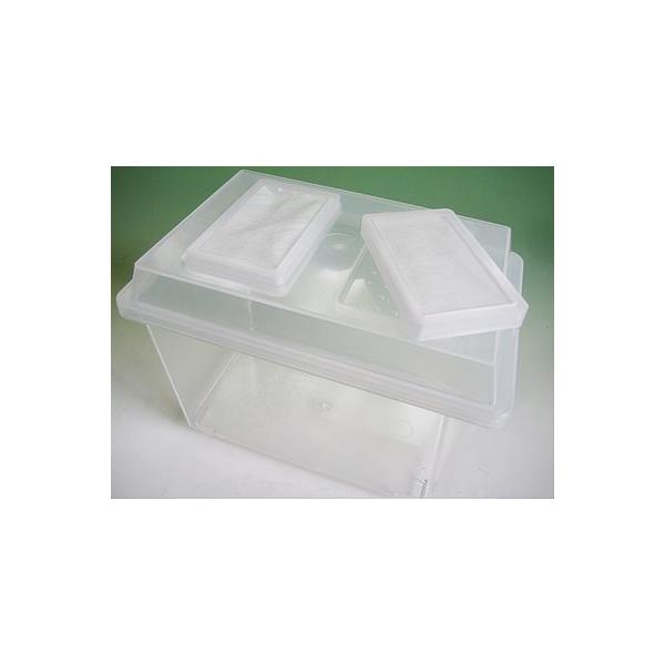 ■サイズ　約縦153×横230×高さ173mm中型のクワガタムシ・カブトムシの飼育におススメです。極小コバエを防ぐ為に不繊布フィルターを枠に挟み込む構造にしました。無用な窓やスリットが無いので、コバエが出入りする事もクワガタがアゴを挟む心配...