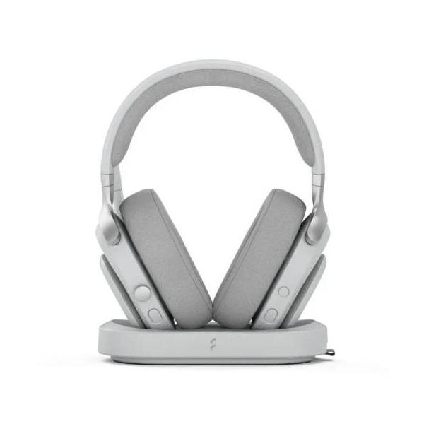 Fractal Design フラクタルデザイン 超低遅延・24ビット/96kHz対応のワイヤレスゲーミングヘッドセット ▼種類：ヘッドセット ▼USB（PC）：○ ▼PS4対応：USB ▼Switch対応：USB ▼ワイヤレス機能：USB...