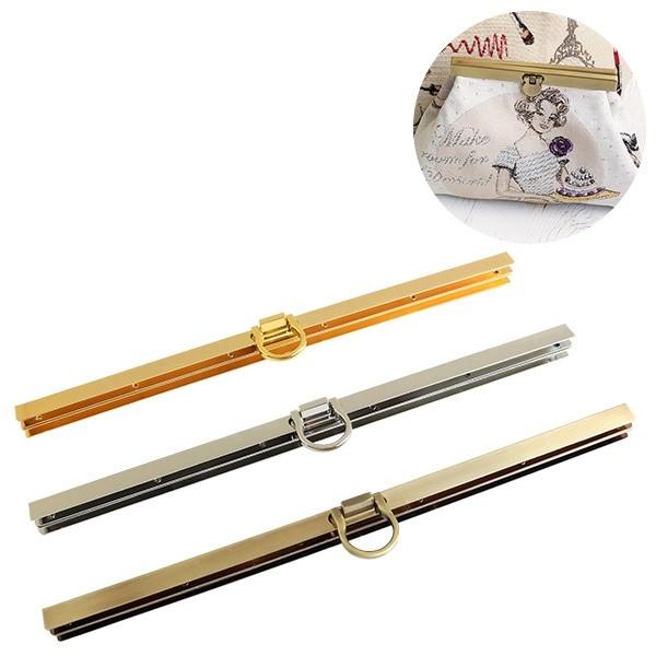 ■サイズ/W27×H1×D1.3cm■ポーチレシピ付きクラッチバッグやトートバッグ、長財布におすすめの文鎮口金です。内側からネジを差し込み、生地と口金を留めるタイプです。