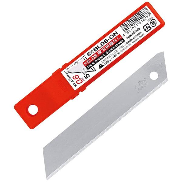 0.6mm厚の強度が高く安定した新感覚のカッター。特厚刃のため、しっかりと安定した切れ味を実現。本体はネジロック式（L5506-P）とオートロック式（L5506-RP）があります。替刃は折れ線あり（BL-06P）と折れ線無タイプ（BL-06...