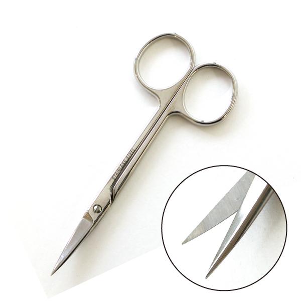 糸の始末をするときに布地を傷つけず、細かな作業ができます。サイズ：105mm　素材：ステンレス