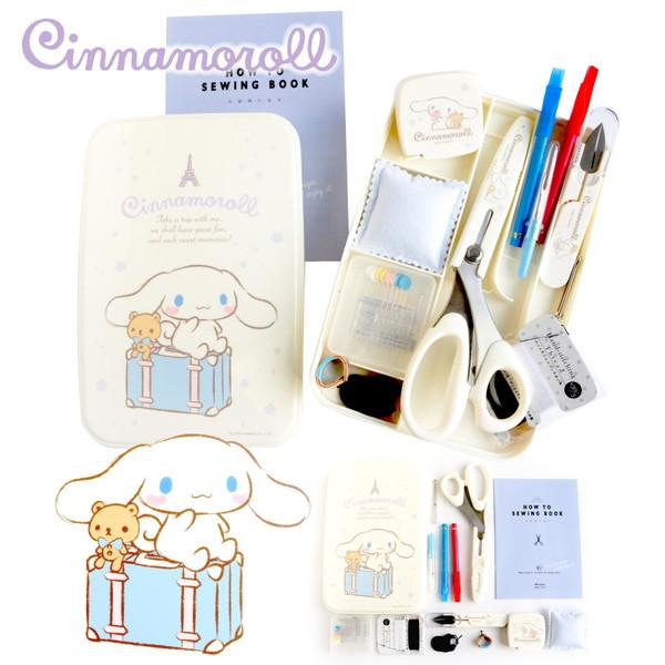 シナモロールのソーイングセット【セット内容】(1)ステンレス裁ちはさみ 20ｃｍ(2)糸切りはさみ(3)自動巻きメジャー 2ｍ(4)ニードルセット(5)ピンクッション(6)ポリエステルスパン糸　6色(7)ポリエステル糸　4色(8)チョークペ...