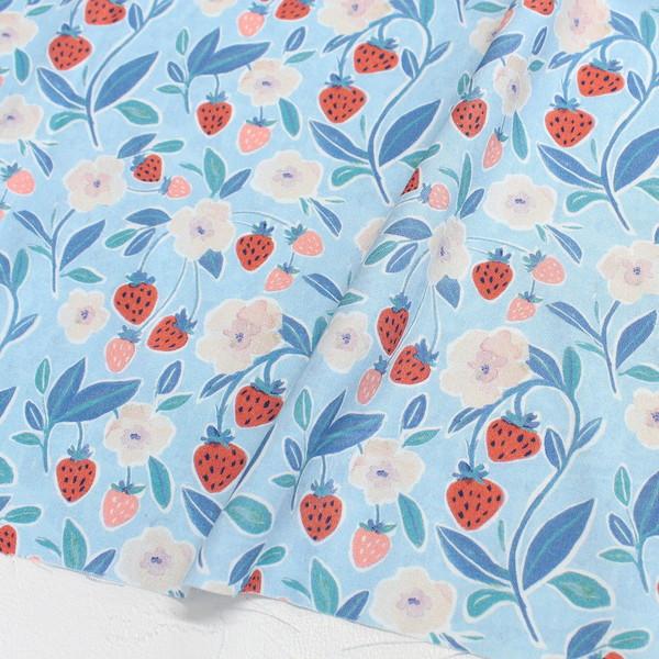 水色、いちご柄、水彩、かわいい、キュート
