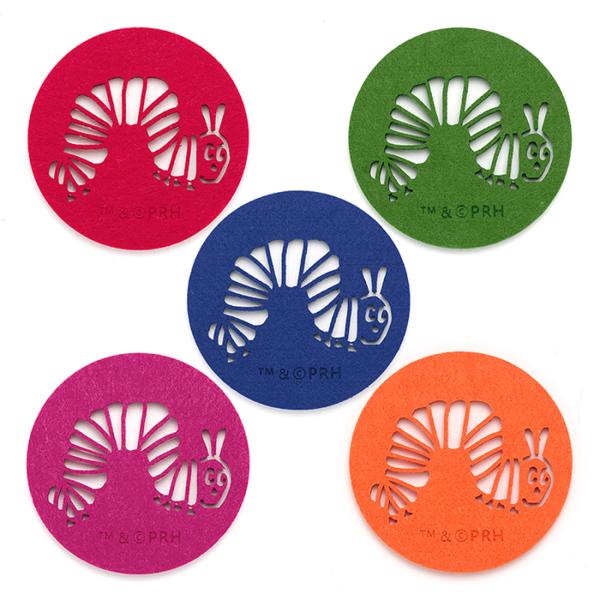 ※現在ご注文が集中しており、商品の出荷までに１週間程度お時間を頂いております。※できる限り早く発送をさせて頂きたいと思いますので、今しばらくお待ちいただければ幸いです。世界で一番の人気絵本「はらぺこあおむし」のフェルトコースターセットになり...