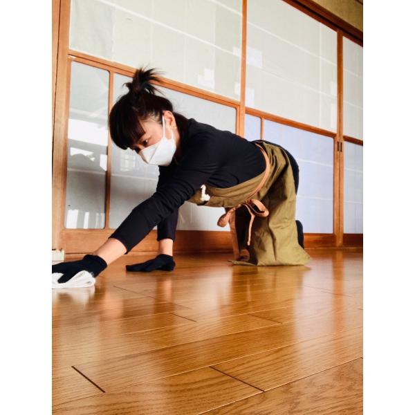 掃除箇所　台所、キッチン、壁面（正面、側面）、バス、トイレ、部屋、仏壇、階段、玄関、押し入れなど家屋内となります。　120分以内であれば何箇所でもお掃除します！対象地域　秋田県JR能代駅から車で約1時間圏内での作業とさせていただきます。　※...