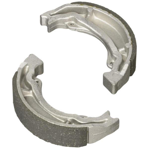 ★併売のため、在庫切れの際はご了承ください。発送委託により倉庫業者がお届けする場合がございます★【商品概要】ZZ・V100・ストマジ・レッツにも対応します。レッツII リア系ブレーキシューです。同車種でも年式、型式等によって形が異なる場合が...