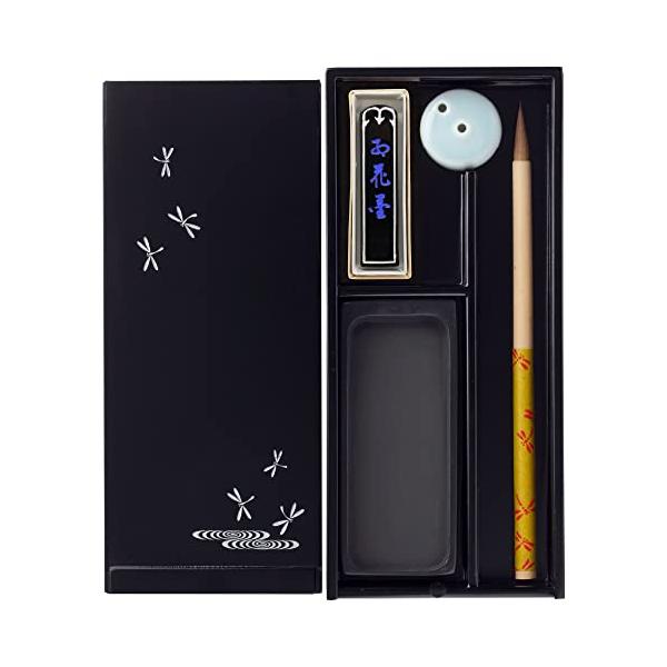 ★併売のため、在庫切れの際はご了承ください。発送委託により倉庫業者がお届けする場合がございます★【特徴】 細字書道や写経、手紙をしたためる際にどこでも愛用できるコンパクトながら本格的な大人のための書道用具【セット内容】 細筆、硯(三五度)、...