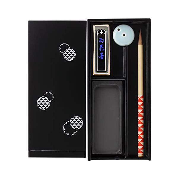 ★併売のため、在庫切れの際はご了承ください。発送委託により倉庫業者がお届けする場合がございます★【特徴】 細字書道や写経、手紙をしたためる際にどこでも愛用できるコンパクトながら本格的な大人のための書道用具【セット内容】 細筆、硯(三五度)、...