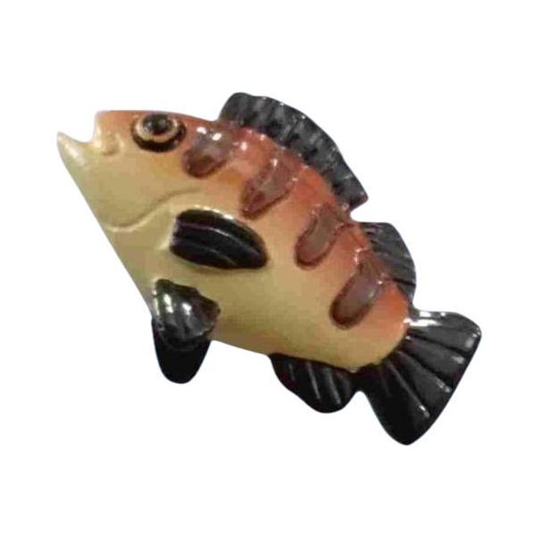 かわいいお魚たちがマグネットで登場！裏面に磁石がついていて、冷蔵庫、デスク、ドアなどの金属部分に取り付け可能アウトドアや釣り好きの人にオススメです