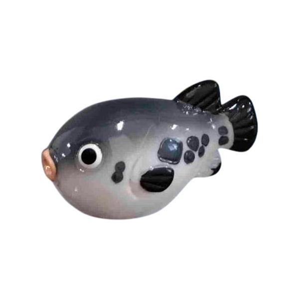 かわいいお魚たちがマグネットで登場！裏面に磁石がついていて、冷蔵庫、デスク、ドアなどの金属部分に取り付け可能アウトドアや釣り好きの人にオススメです