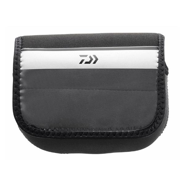 ダイワ DAIWA グローブライド NEO REEL COVER（B） リール 収納 ケース バッグ カバー 袋大切なリールをキズ・衝撃から守るクッション性のあるクロロプレンゴム素材使用。メモ収納用クリアスペース付き。ぴったりフィットした状...