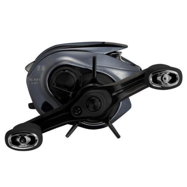 ダイワ DAIWA グローブライド IM Z TW 100-C / リール解き放つ、未曽有の弾道。目指したのは、φ34mmスプール最長飛距離の達成。誰もが体感できる高レスポンスな立ち上がりと、キャスト後半の伸びの良さを両立するφ34mmG1...