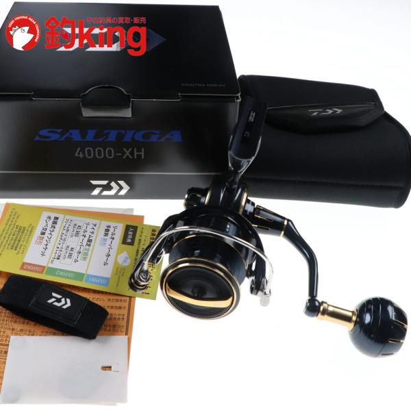 □巻取り長さ（cm／ハンドル1回転）：98□ギア比：6.2□自重（g）：345□最大ドラグ力（kg）：12□標準巻糸量PE（号−m）：2−300、2.5−260□ベアリング（ボール／ローラー）：12／1□ハンドル長さ（mm）：65□ハンドル...