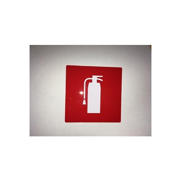 ■東京消防庁では外国人が火災を発見した場合、初期消火に有効な消火器に、消火器のピクトグラムの標識を推奨しています。●ピクトグラム　消火器標識●サイズ：90mm×90mm・0.5mm厚●材質：塩化ビニール樹脂