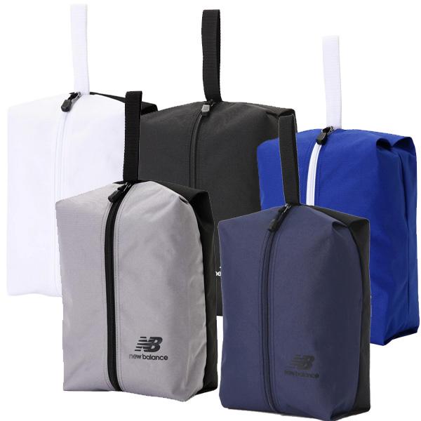 耐久性に優れたオックス生地を採用してスポーティなデザインに仕上げた２０２５年モデルです。開口部が大きく開いて出し入れがしやすく、持ち運びに便利なハンドルも装備しています。ユニセックス メンズ レディース 男女兼用モデル