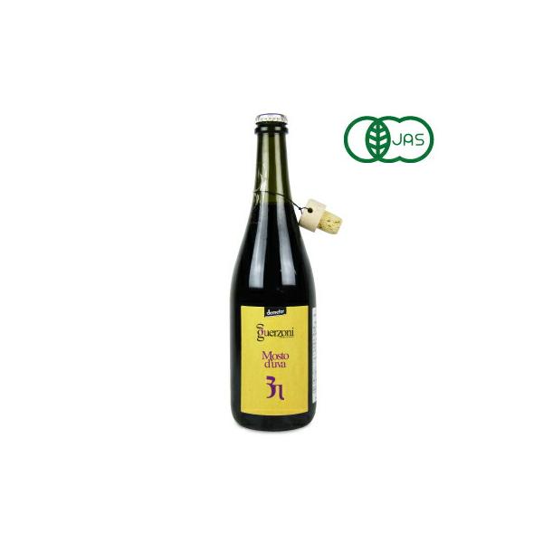 『モスト・ドゥーヴァ』は、イタリア北部のモデナ地方に伝わる、伝統的なぶどうジュースです。まろやかな口当たり、ぶどう本来の自然な甘さ、幾層にも美味しさが広がる、とても深い味わい。ぶどうの皮には、ポリフェノール等の栄養分が豊かに含まれていること...