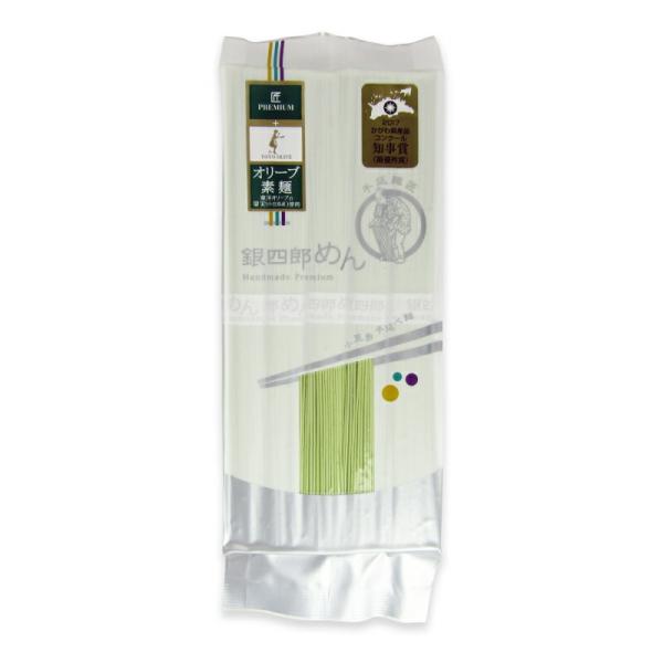 小豆島の老舗農園「東洋オリーブ」で収穫された果実と、小麦の中心部分を贅沢に使い、伯方の塩で練った生地にオリーブ油を塗り、伝統の「手延べ技法」でつくられたオリーブ素麺は、オリーブの風味豊かな匠こだわりの素麺です。