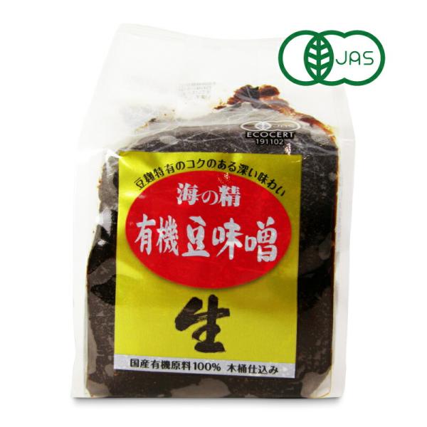 伊豆大島で天日と平釜を用いて海水から直接生産した日本の伝統海塩「海の精」と国内の契約農家で有機栽培した大豆（非遺伝子組み換え）を木桶に仕込み、昔ながらの醸造法で二夏じっくり熟成。
