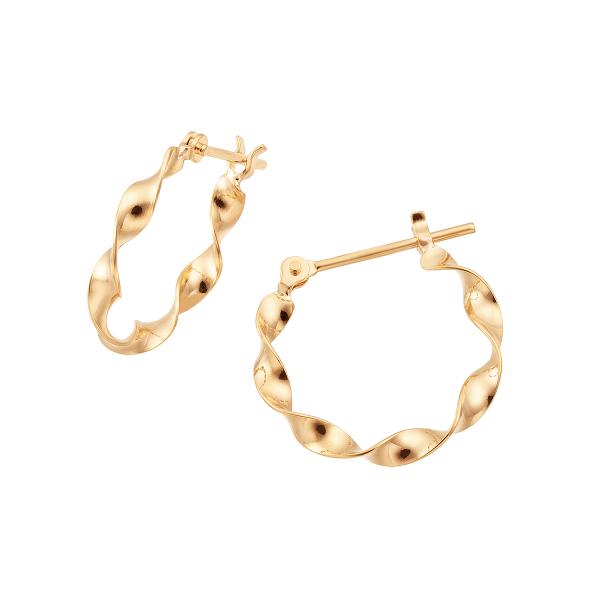 きゅっとひねった印象的なラインで作るフープピアス。程よいサイズ感のピアスは、デイリーのおしゃれにぴったり。地金素材：K18YG大きさ（縦×横）：約13×14.5mm幅：約2mm