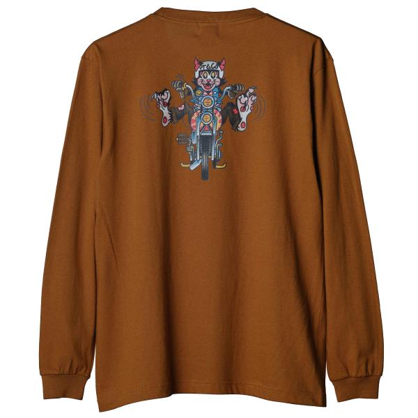 【PANCHO2 L/S T-SHIRT KARASHI】（PANCHO2　L/S　Ｔシャツ　カラシ）代表Hiroの交流のあるタトゥーアーティスト”PANCHO”が描いたデザイン。ボディーは5.6オンス、カラシ。バックにプリント。＜＜サイズ...